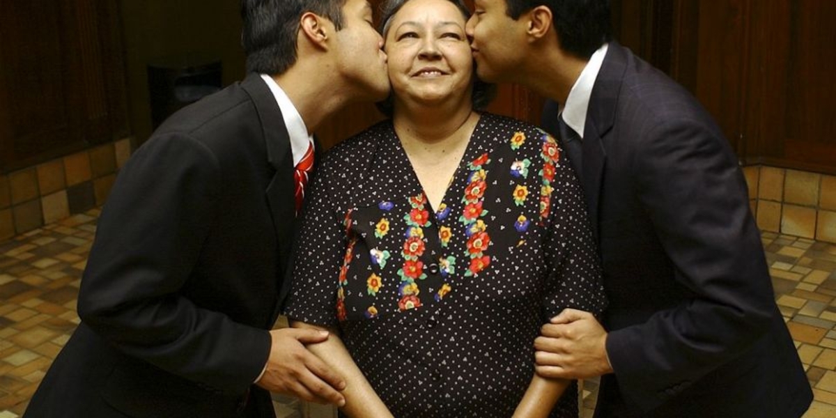 No Julian Castro without Mother Rosie Castro | Origins